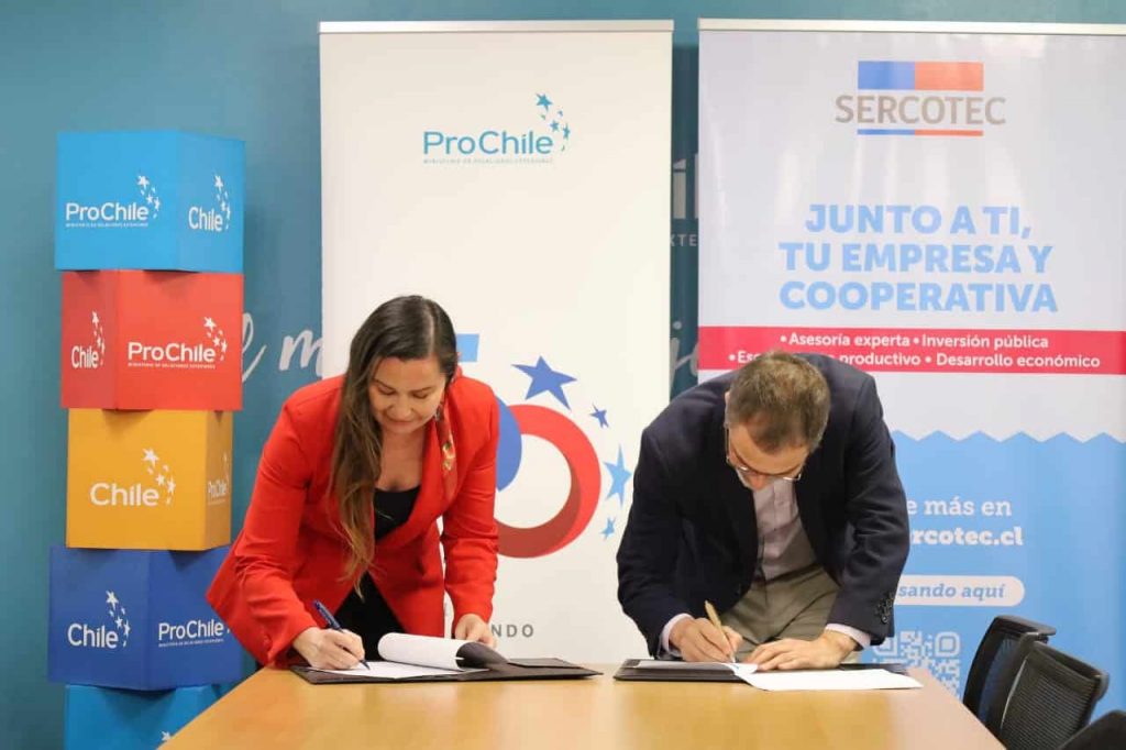 ProChile y Sercotec firman convenio para apoyar integralmente la internacionalización de las ...