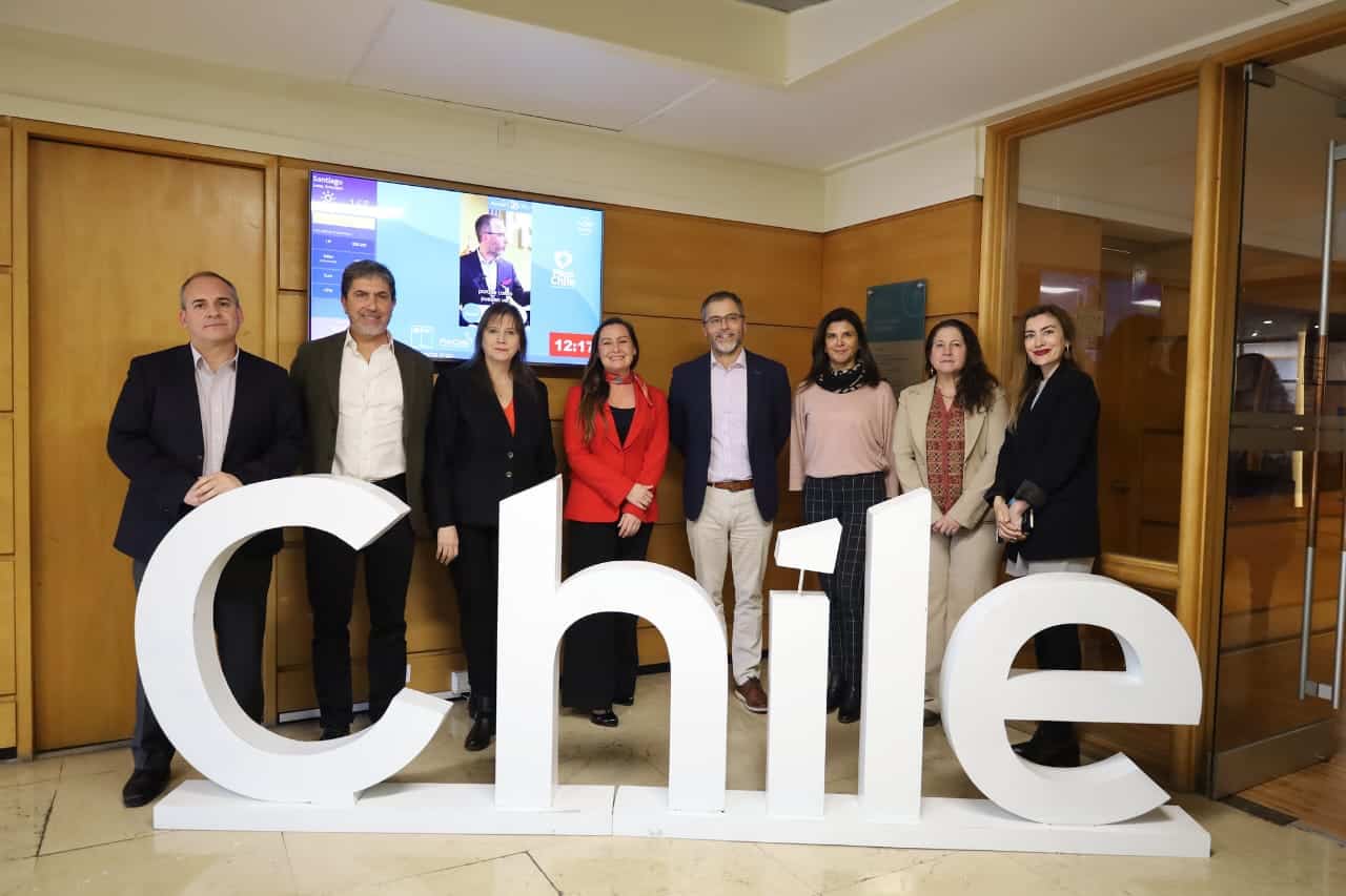 ProChile y Sercotec firman convenio para apoyar integralmente la internacionalización de las ...